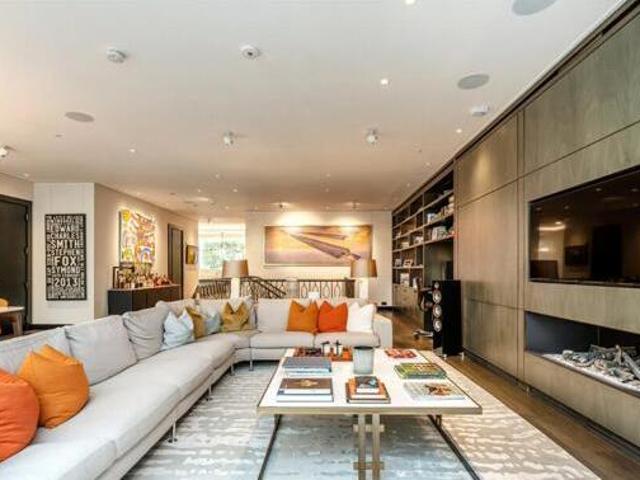 Cheval Place, Knightsbridge, 3 Bedroom Duplex