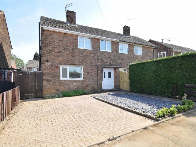 Cheviot Drive, Doncaster DN5, 3 bed semi detached house to rent, £830 pcm | PrimeLocation
