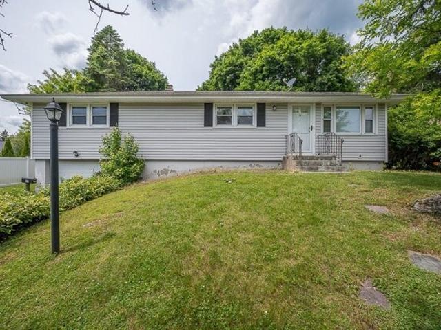 Chevy Chase Rd, Worcester, Home For Sale