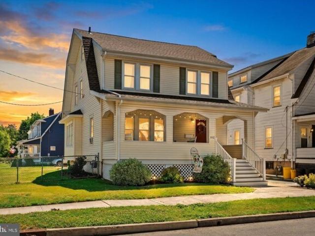 Chewalla Blvd, Hamilton, Home For Sale