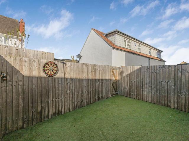 Chewton Close, Keynsham, Bristol