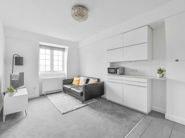Cheylesmor House, Ebury Bridge Road, London SW1W, 1 bed flat to rent, £2,167 pcm | PrimeLocation