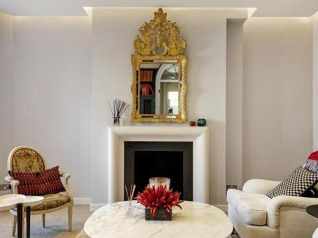 Cheyne Court, Chelsea, 4 Bedroom Flat