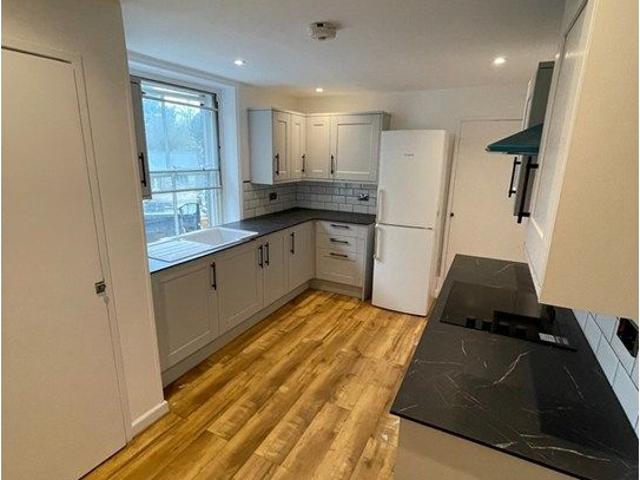 Cheyne Lane, Bampton OX18, 1 bed flat to rent, £990 pcm | PrimeLocation