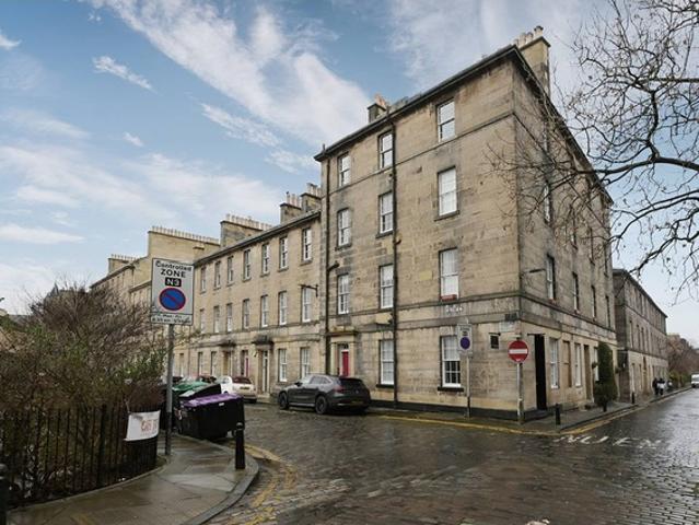 Cheyne Street, Stockbridge, EH4 1JA