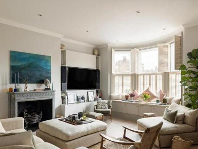 Cheyne Place, London, 2 Bedroom Ground