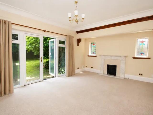 Cheyne Walk, Addiscombe, Croydon, CR0 7HG, Property for rent