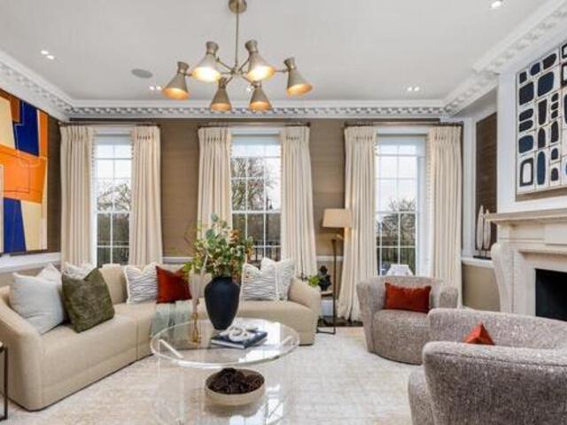 Cheyne Walk, London, 8 Bedroom Town