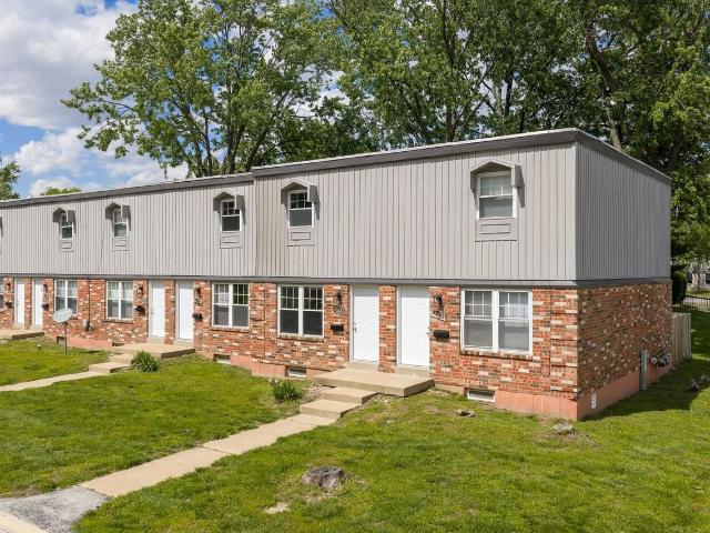 Chez Paree Apartments and Townhomes 1 Bedroom Apartment for Rent at 240 Chez Vant Ct, Hazelwood, MO 63042