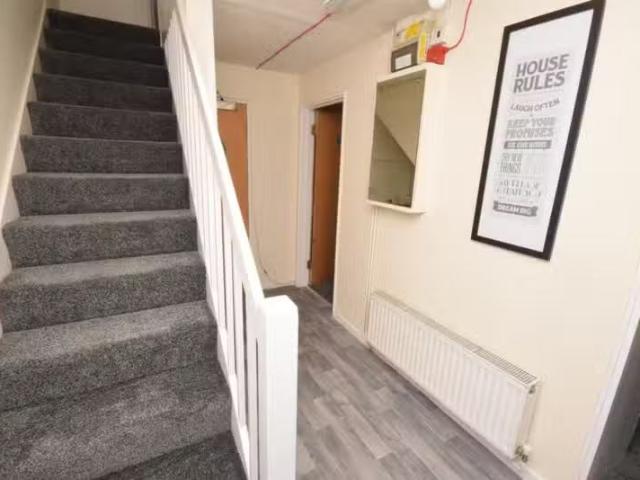 Charming 4 bedroom apartment for rent in Deerswood Avenue, Hat.