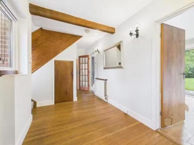 For Rent! 4 bedroom detached house for rent in Alton Drive, Co.