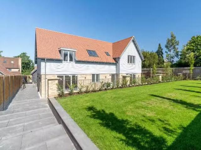 New 4 bedroom detached house for rent in Plot 4, Lower Road, E.