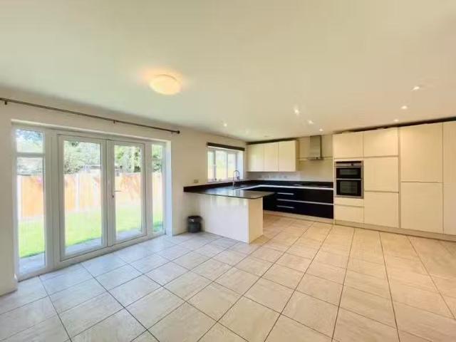 Rental! 4 bedroom house for rent in Old Marl Close, Sutton Col.