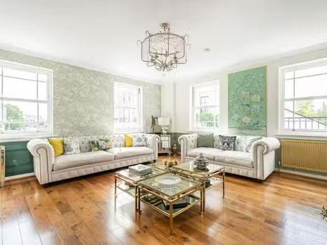 Charming 4 BR King's Road