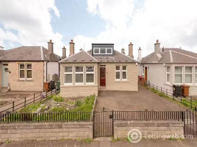 Charming 4 BR Property to rent in Durham Avenue, Duddingston.