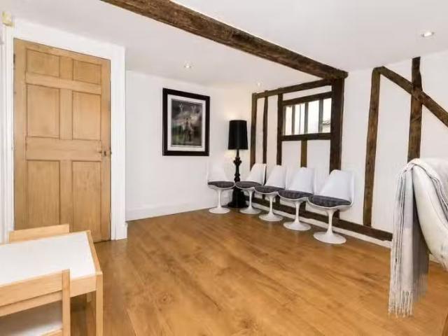 Just in! 5 bed property to rent in High Street, CM6, Dunmow