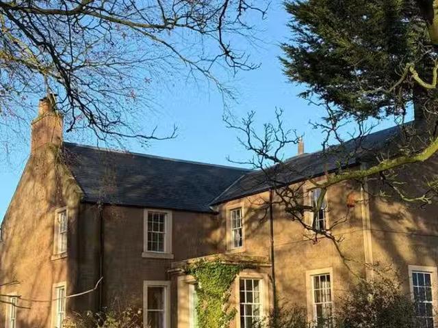 For Rent! 5 bedroom farm house for rent in Balgone Barns Farmh.