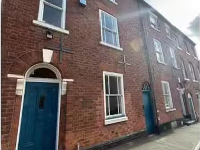 Unique 5 bedroom house for rent in Warstone Parade East, BIRMI.