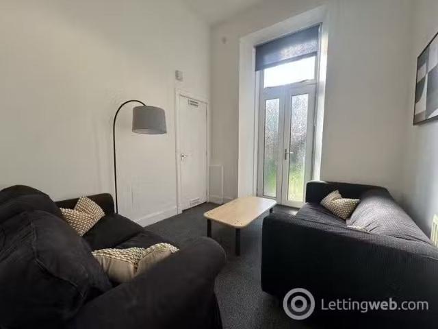 Charming 5 BR Property to rent in Brunswick Street, Edinburgh