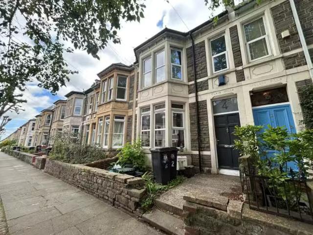 For Rent! 6 BA 6 bedroom house for rent in Sefton Park Road, B.