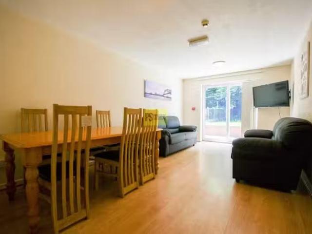 New 6 bedroom terraced house for rent in Bournbrook Road, Sell.