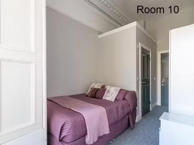 Unique 14 BA 13 bedroom flat share for rent in 2335L Mayfield.