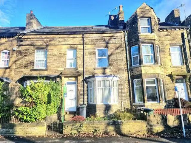 Cheap 1 BA Room to rent, Skipton Road, Keighley, BD20 £500 pcm