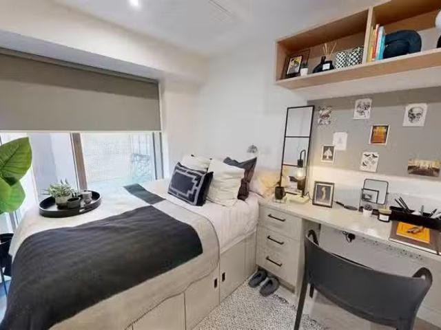 Charming 1 BA Studio flat for rent in Birmingham Professional.
