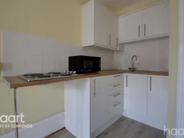New 1 BA Studio flat for rent in Hall Street, Long Melford, CO10