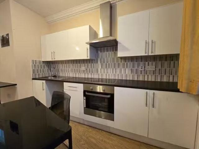 New 1 BA Studio flat for rent in Parham Drive, Ilford, IG2