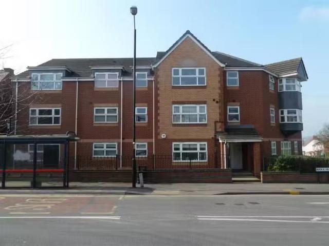 Rental! 1 BA Studio flat for rent in Pickering Lodge, Coleshil.