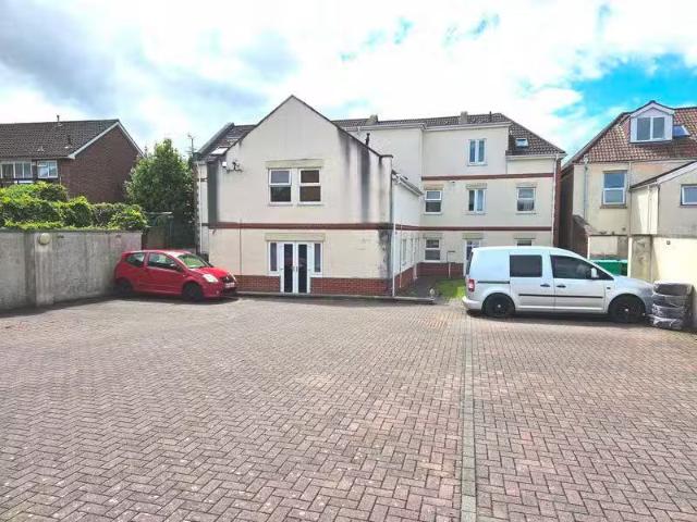 Cheap 1 BA 1 bedroom apartment for rent in Bell Hill Road, St.