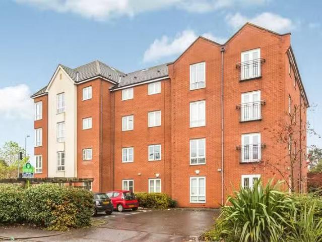 Cheap 1 BA 1 bedroom apartment for rent in Blakesley Mews, Bor.