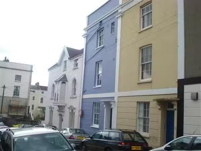 Rental! 1 BA 1 bedroom apartment for rent in Garden Flat, Angl.