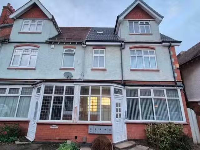 Unique 1 BA 1 bedroom apartment for rent in flat College Road.