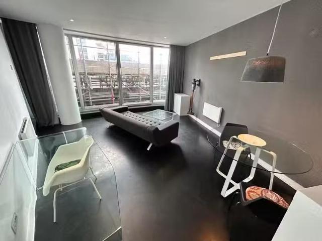 For Rent! 1 BA 1 bedroom apartment for rent in Rotunda, 150 Ne.