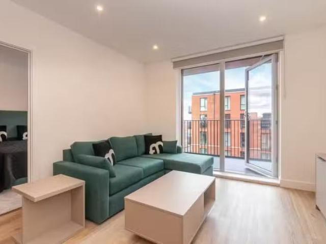 Cheap 1 BA 1 bedroom apartment for rent in The Lancaster, 62 S.