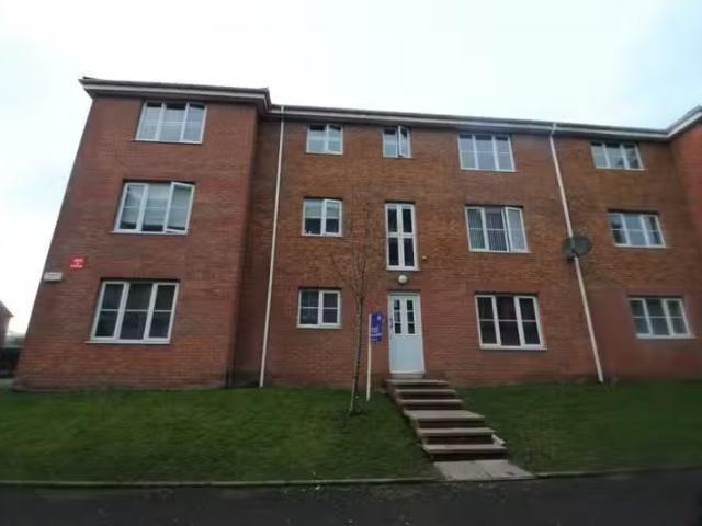 Rental! 1 BA 1 bedroom flat for rent in Main Street, Bridgeton.