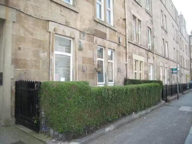 Nice 1 BA 1 bedroom flat for rent in Orwell Terrace, Dalry, Ed.