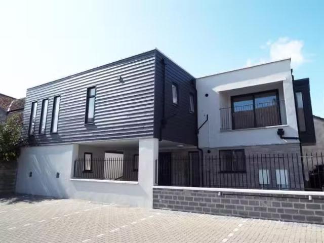 For Rent! 1 BA 1 bedroom flat for rent in Back Lane, Street, B.