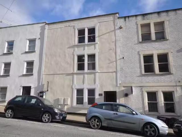 Just in! 1 BA 1 bedroom flat for rent in Jacobs Wells Road, Cl.