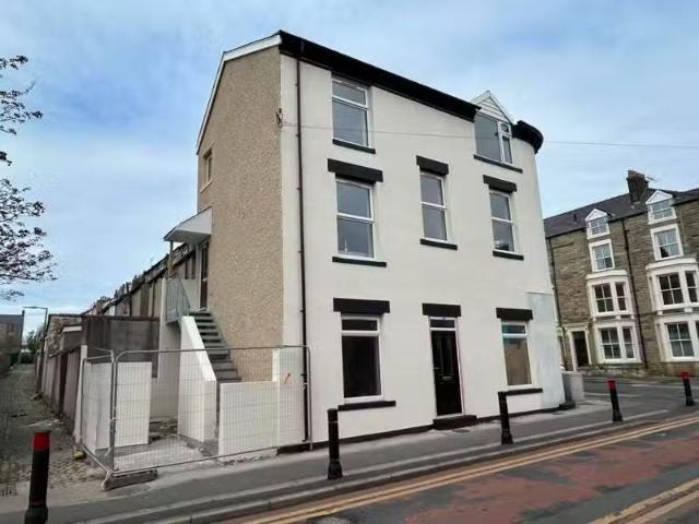 Cozy 1 BA 1 bedroom flat for rent in Poulton Road, Morecambe.