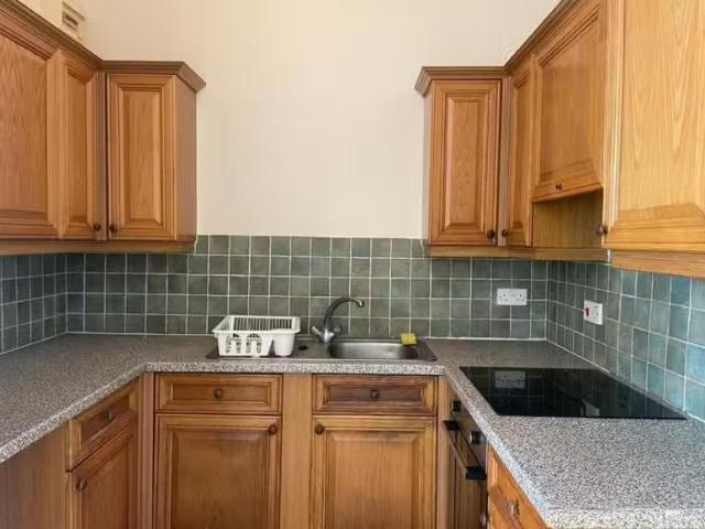 For Rent! 1 BA 1 bedroom flat for rent in 71 Commonside, Brier.