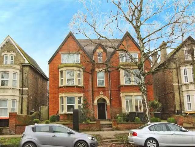 Just in! 1 BA 1 bedroom Flat to rent, Clapham Road, Bedford, M.
