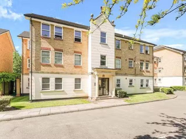 For Rent! 1 BA 1 bedroom Flat to rent, Devonshire Avenue, Sutt.