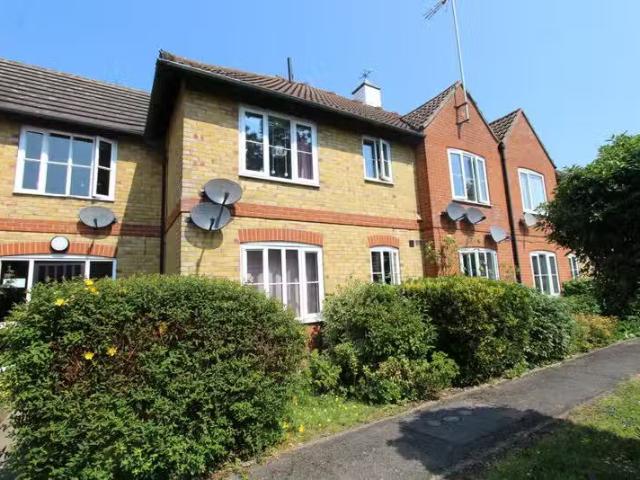 Cozy 1 BA 1 bedroom ground floor flat for rent in Mill Road, C.