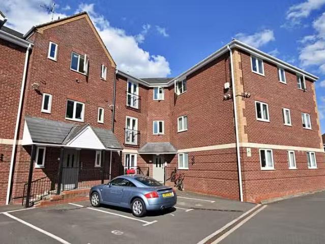 New 1 BA 1 bedroom ground floor flat for rent in Riverside Cor.