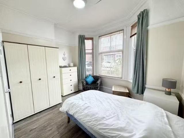 Unique 1 BA 1 bedroom house for rent in Studio 1, Mount Road.
