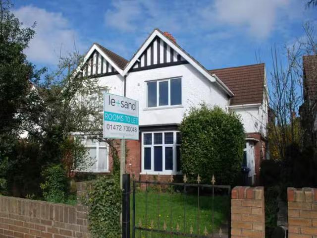 Nice 1 BA 1 bedroom house share for rent in Grimsby, DN32