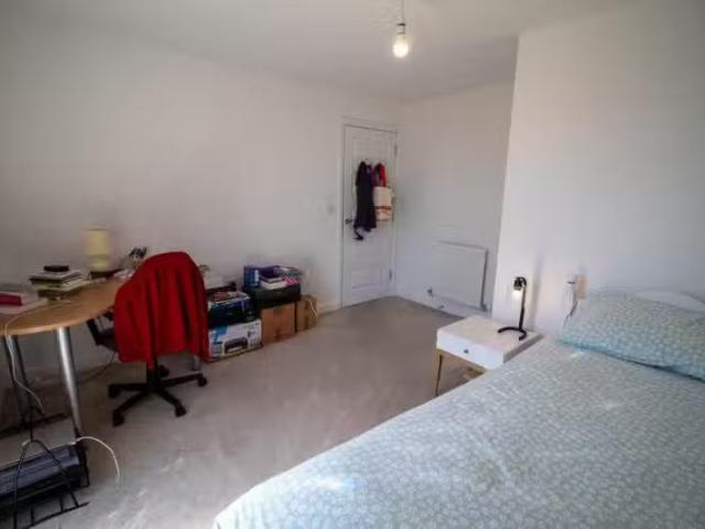 Cheap 1 BA 1 bedroom house share for rent in Room 2, Osprey Dr.